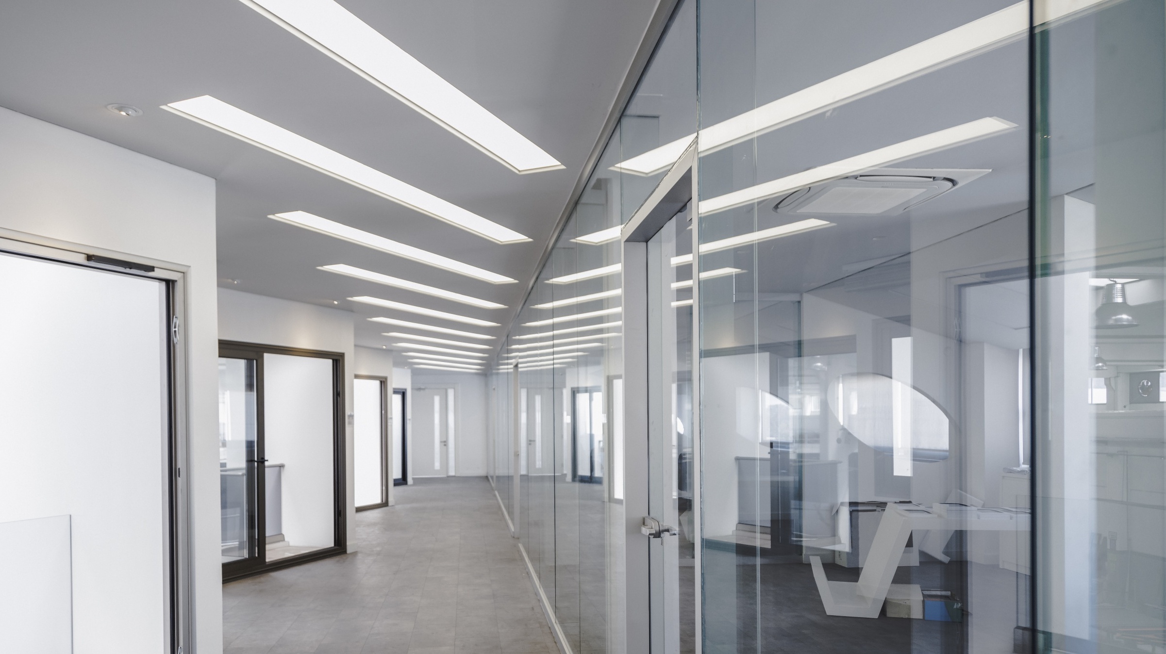 LIGHTING UPGRADES FOR BUSINESSES — Efficiency Manitoba